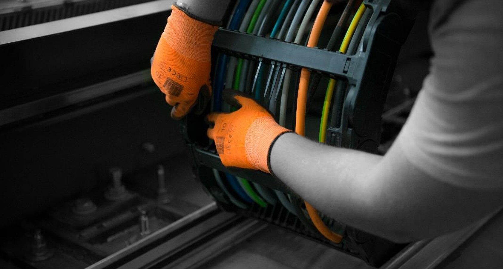 AKEOPLUS - Making robot coding accessible, with "No-Code"