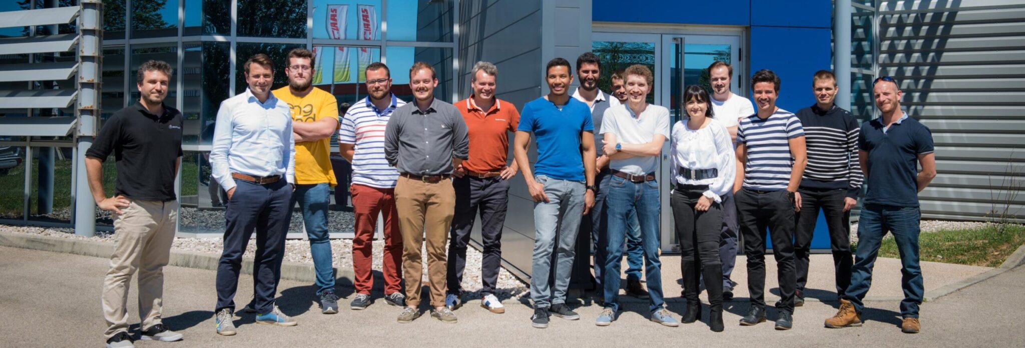 AKEOPLUS - Business Team